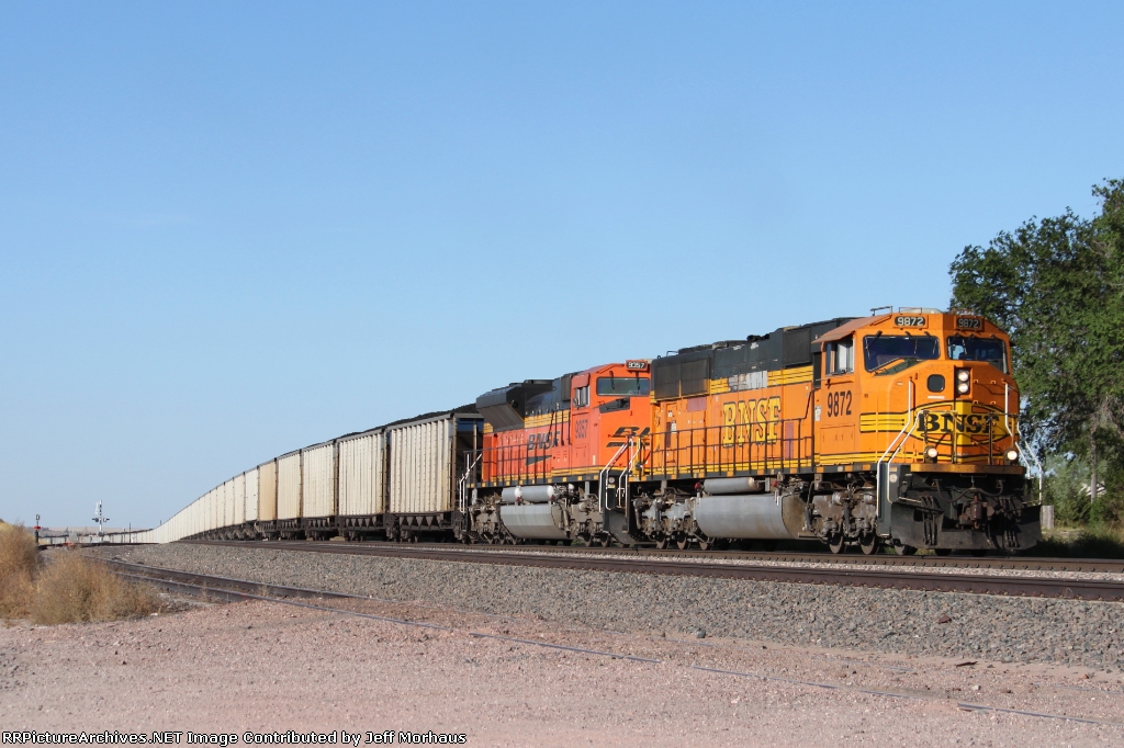 BNSF 9872
